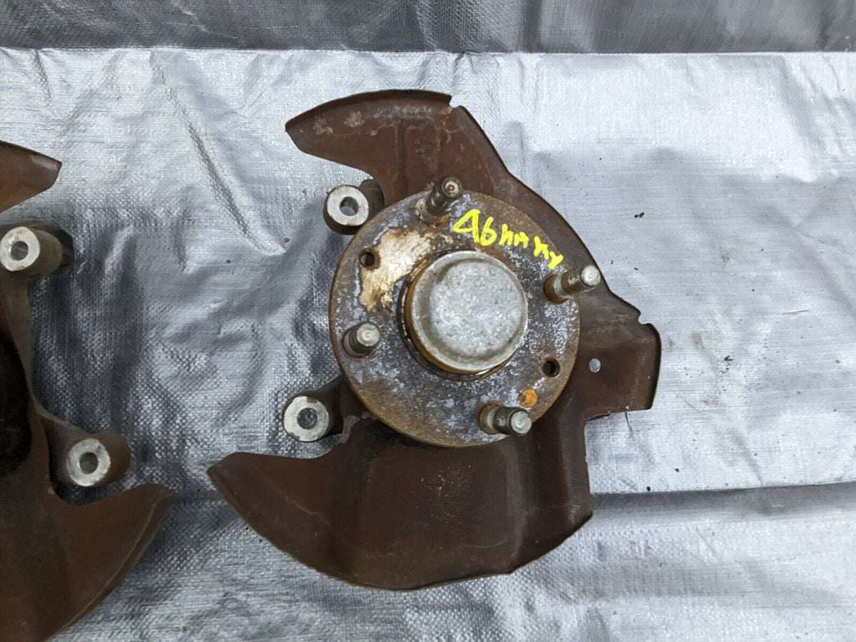1994-1997 Mazda Miata Front Spindle Hub Knuckle Pair Left & Right 94-9 ...